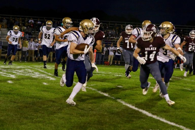 Holmen Football – Holmen Vikings – Holmen, Wisconsin